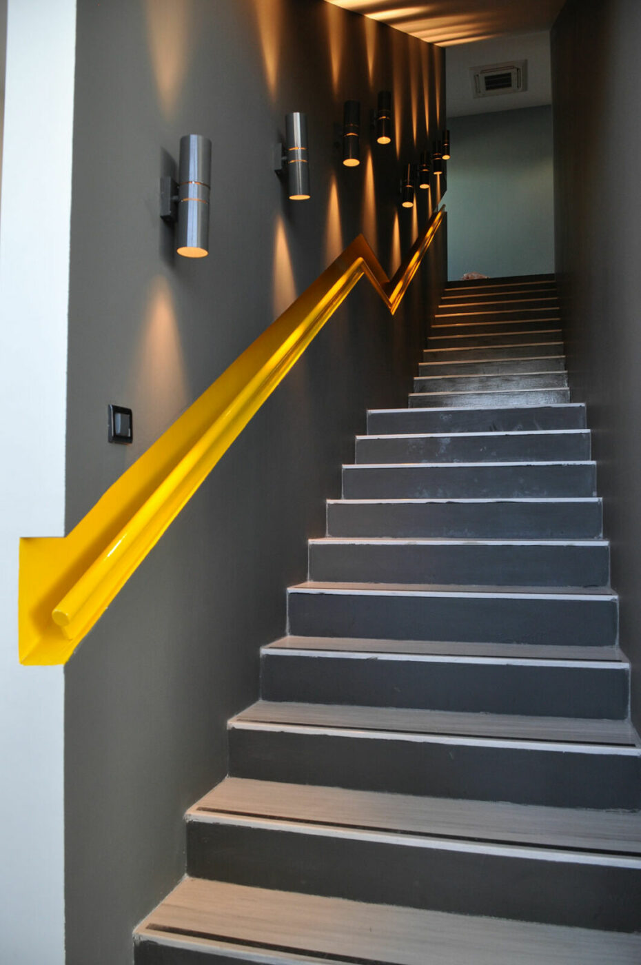 Tekfen HEP İstanbul Sales Office – CM Architecture